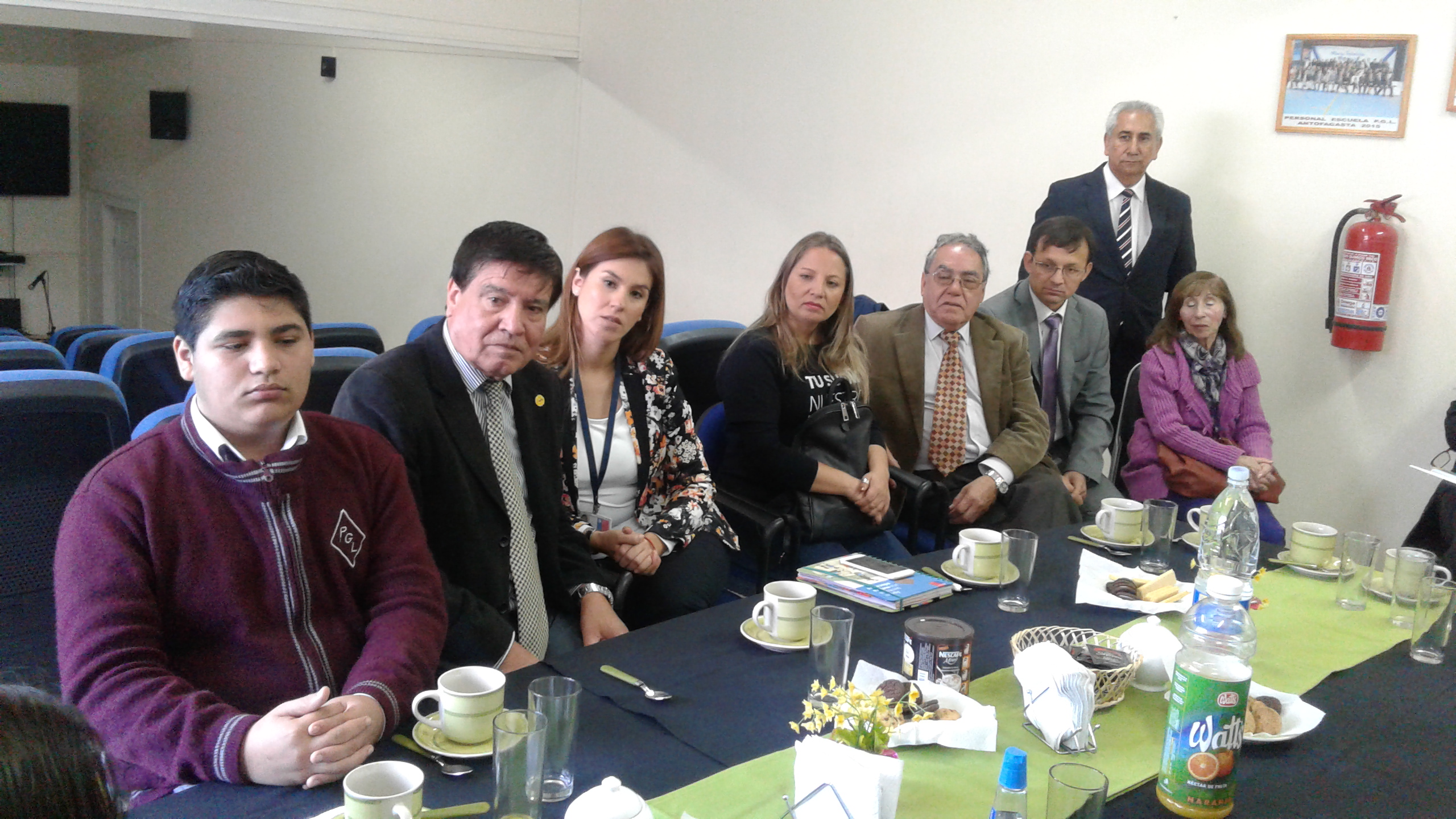 Fortaleciendo la Educación Pública: Intendente Regional y Seremi de ...